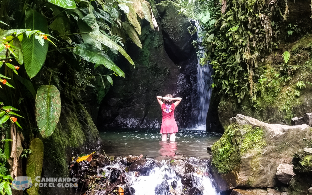mindo-ecuador-31 - Caminando por el Globo